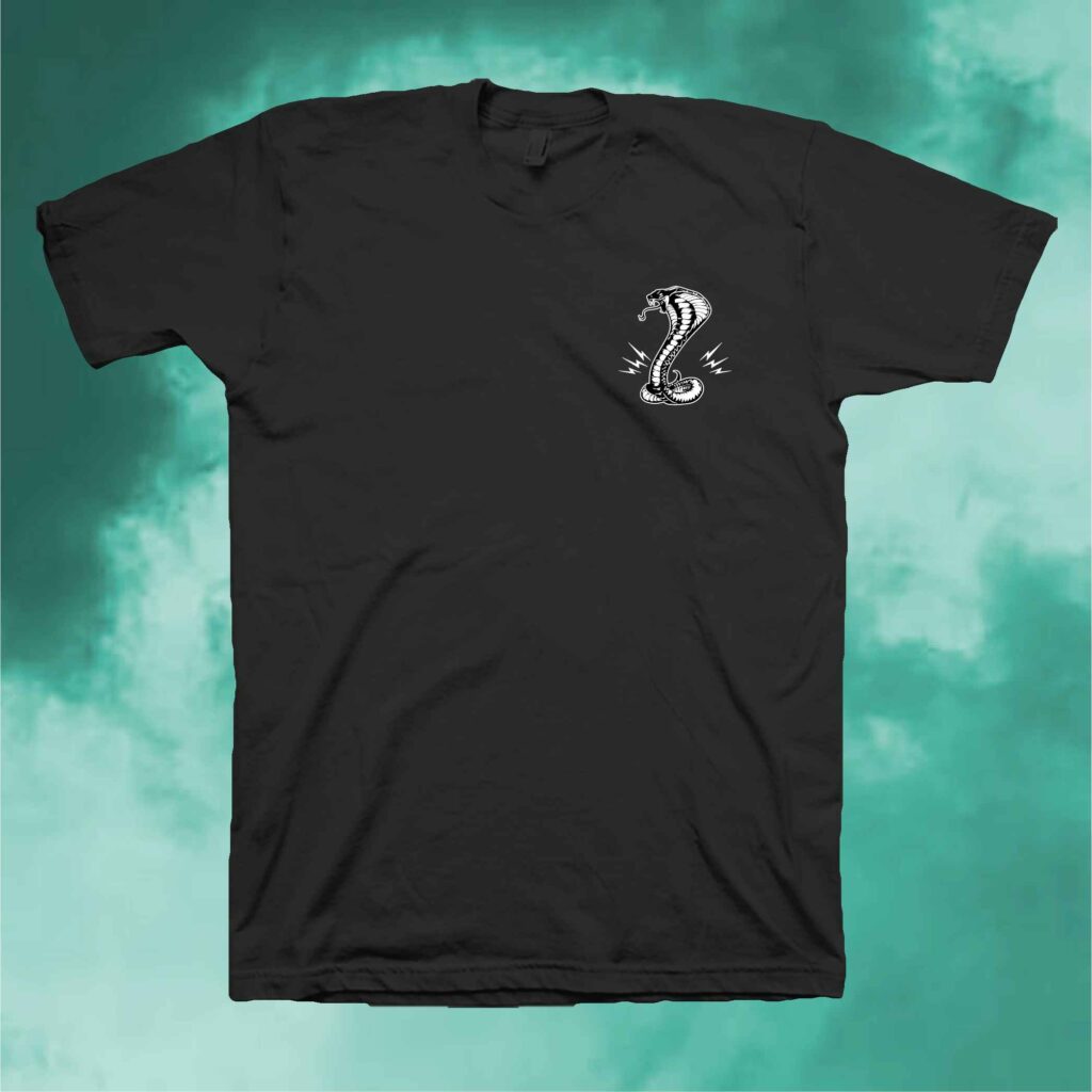 OVERSIZE - NO SNAKES IN MY CIRCLE - LOGO - Replique Tees